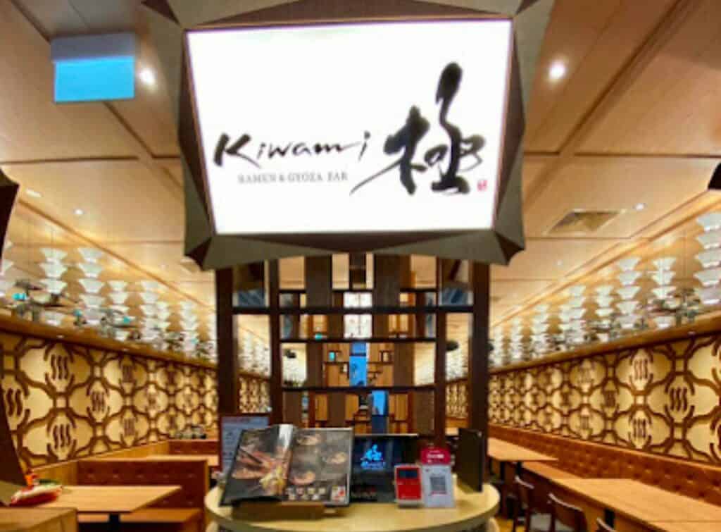 The Ultimate Food Guide: Must-Try Eateries at Jewel Changi Airport