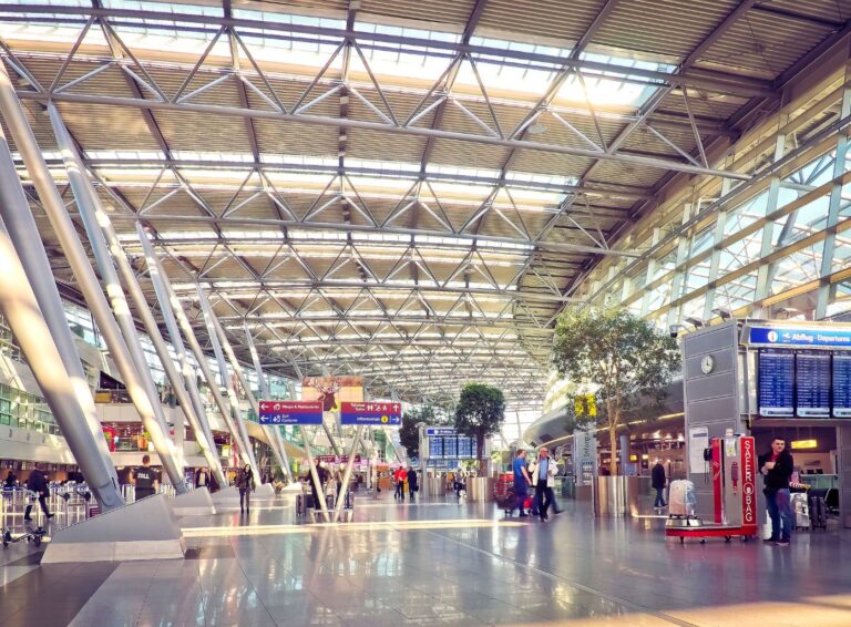 Exploring Terminal 3 Singapore - Singapore GoTo